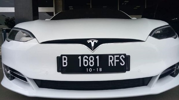 Mengenal Plat Nomor RFS dan Ketentuan Penggunaanya