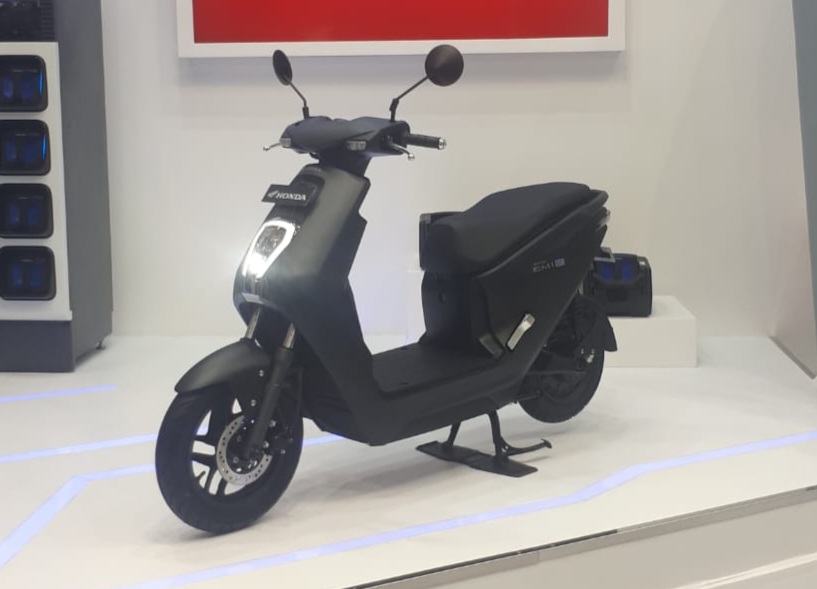 AHM Resmi Luncurkan Motor Listrik Honda EM1