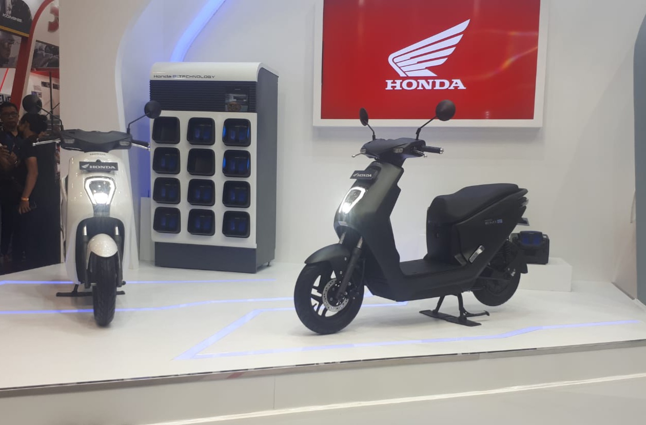 AHM Resmi Luncurkan Motor Listrik Honda EM1