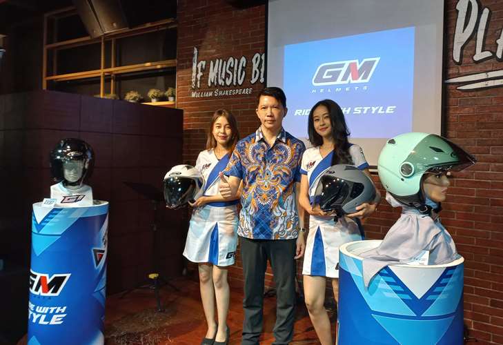Helm Terbaru GM G1 Series Bidik Bikers Gen Z