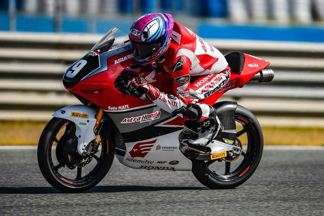 Hasil Kualifikasi JuniorGP 2025 Magny Cours Prancis, Veda Ega Pratama ...